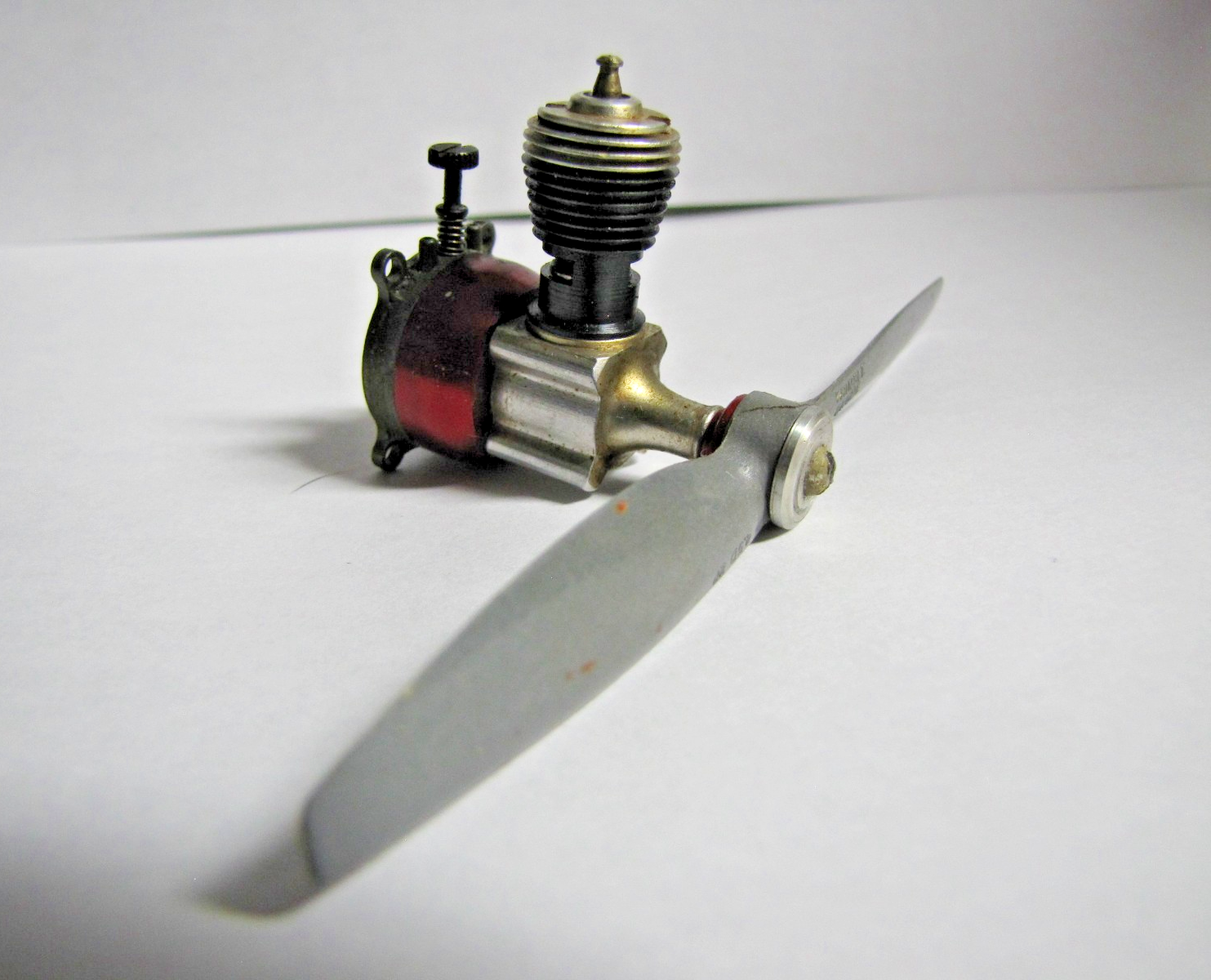 VINTAGE COX 020 PEE WEE MODEL AIRPLANE ENGINE W/ TANK AND PORPELLER RC ...
