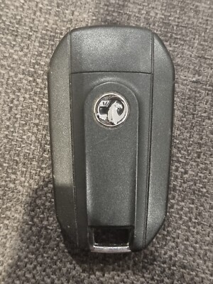 USED VAUXHALL 3 BUTTON CAR KEY FOB IN WORKING ORDER. 434mhz (REF 581 ...