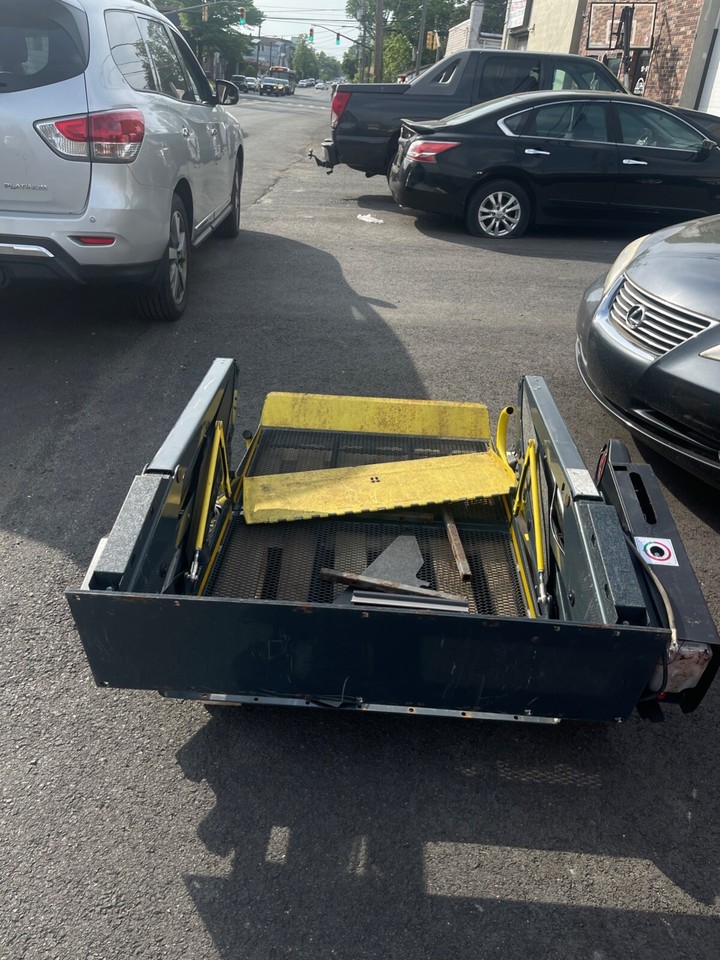 Ricon S5505 Bus Hydraulic Handicap Wheelchair Platform Lift Ramp | eBay