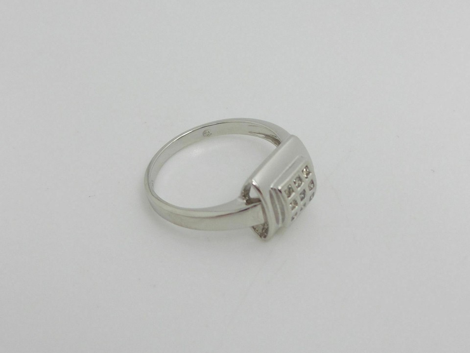 9 Round Cut Simulated Shiny White Sapphire Women's Engagement 935 ...