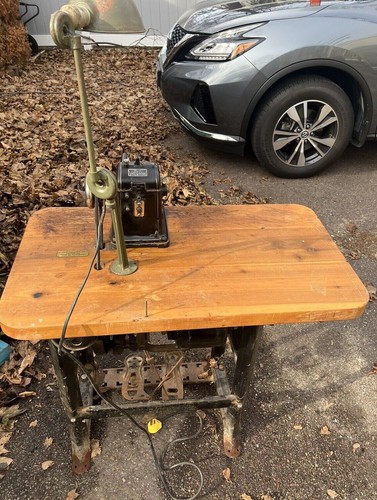 Vintage Bonis Industrial "Never-Stop" Fur/Leather Sewing Machine ...