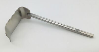 Retractors - Kelly Retractors