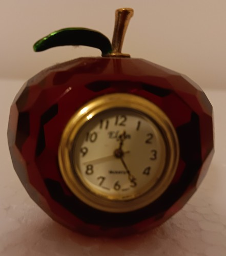 Elgin Quartz Clock in Apple — good condition | eBay