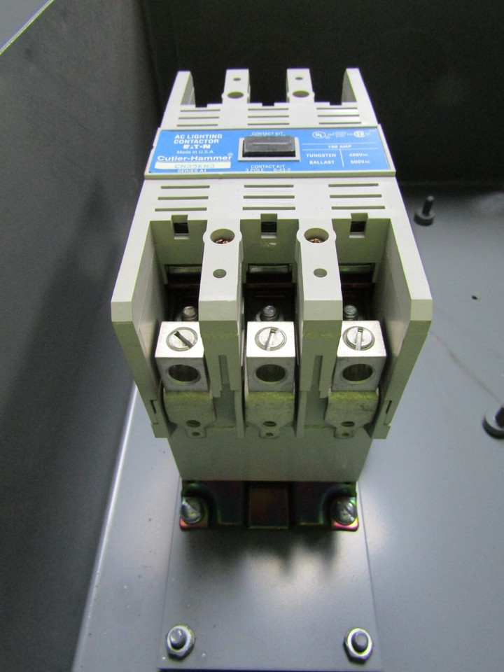 😎 EATON 100 AMP ENCLOSED AC LIGHTING CONTACTOR 120 VAC COIL 3 POLE ...