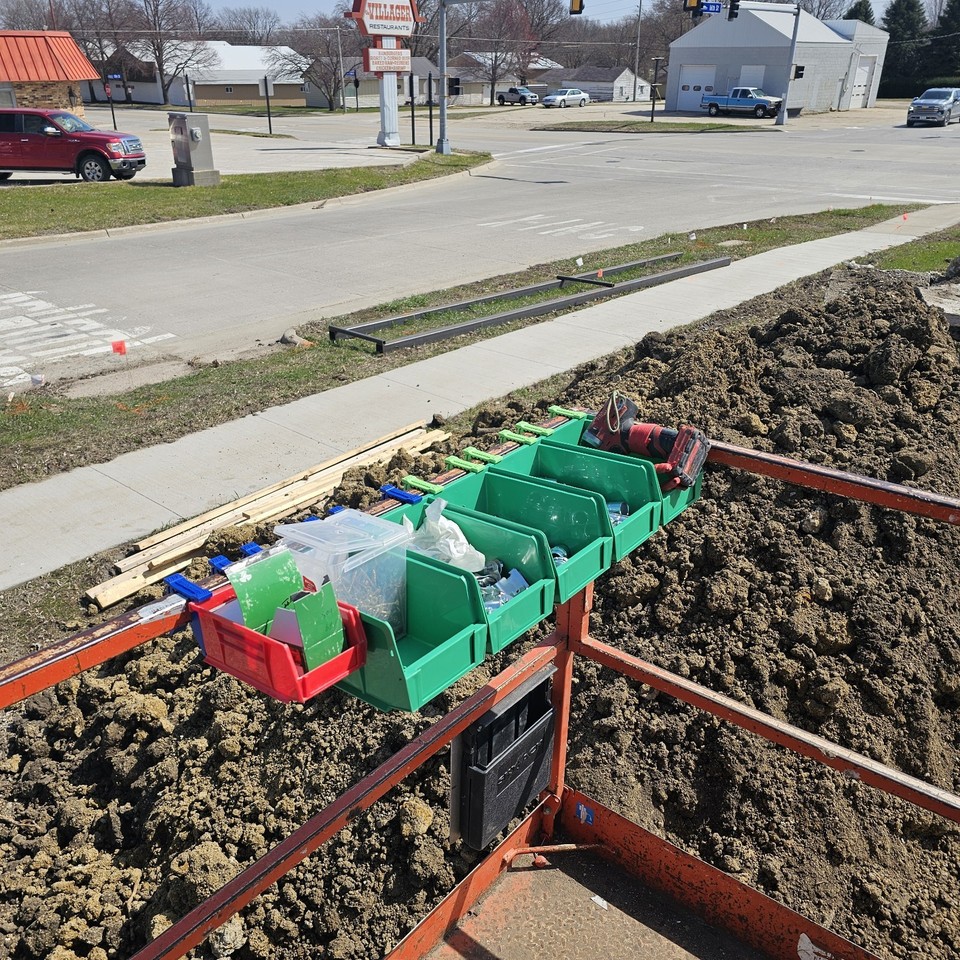 Akro Bin Hanging Brackets, (6 Count) Skyjack JLG Manlift Genie ...