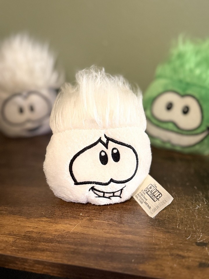 HTF RARE CLUB PENGUIN PUFFLES 4 RETIRED DISNEY PLUSH COLLECTIBLES HTF ...