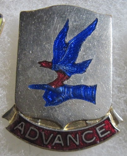 ARMY crest DI DUI pb ww2 83rd ARMORED RECON BATTALION bn reconnaissance ...