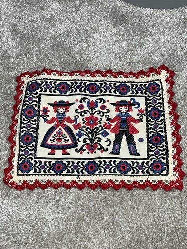 Vtg Boy Girl Dutch Patch Doily Cloth Embroidered 5" Unique Custom 8”x5 ...