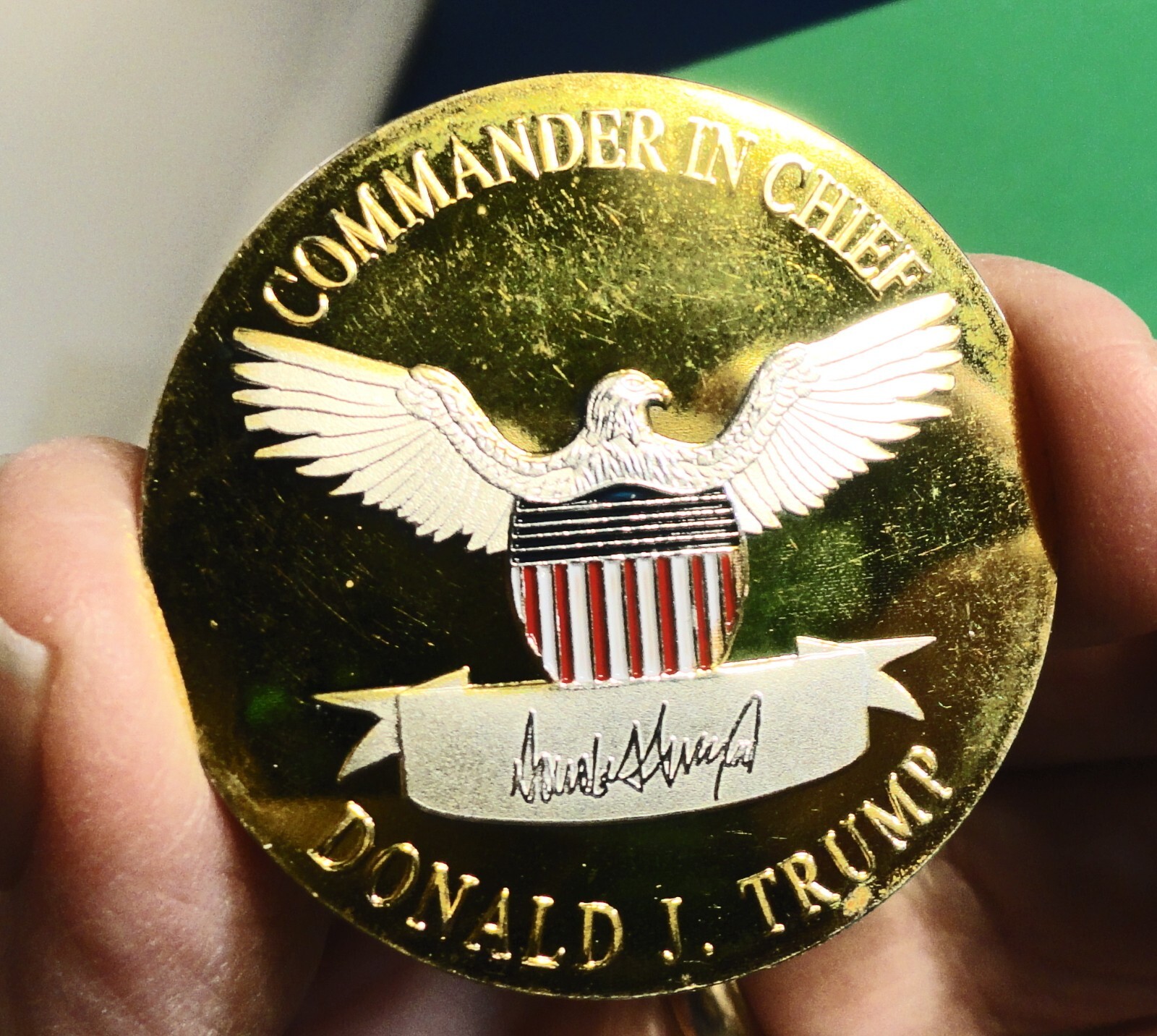 CAMEO PROOF Medal: 24K Gold Overlay: Donald Trump KEEP AMERICA GREAT ...