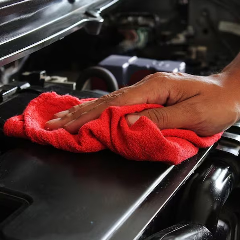 Premium Red Shop Towels For Cleaning - 13 x 14 inch Multipurpose ...