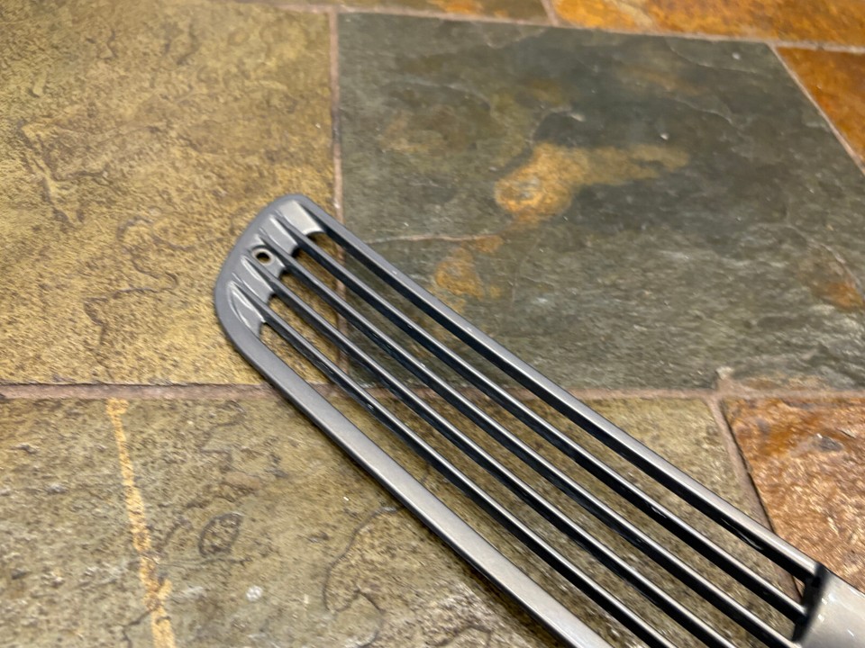 1995-2001 BMW E38 Stratus Gray Hood Vent Metal Grille 750iL 740iL 740i ...