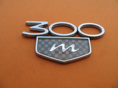99 00 01 02 03 04 CHRYSLER 300 M REAR LID EMBLEM LOGO BADGE SIGN SYMBOL ...