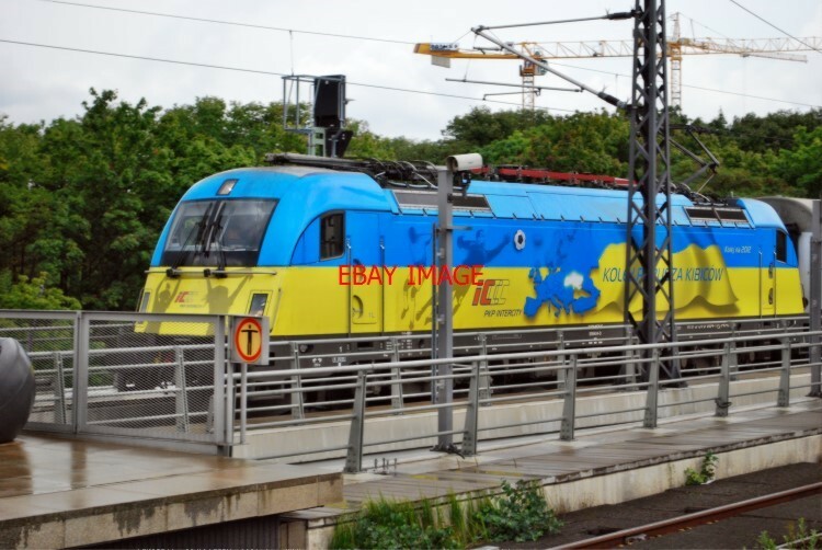 PHOTO GERMAN RAILWAY - PKP SIEMENS CLASS 182 (SIMILAR TO OBB TAURUS CLASS 1116 | eBay