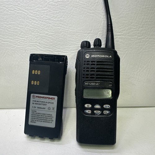 Motorola HT1250 LS+ (403-470MHz) UHF Radio AAH25RDH9DP5AN W/ Battery | eBay