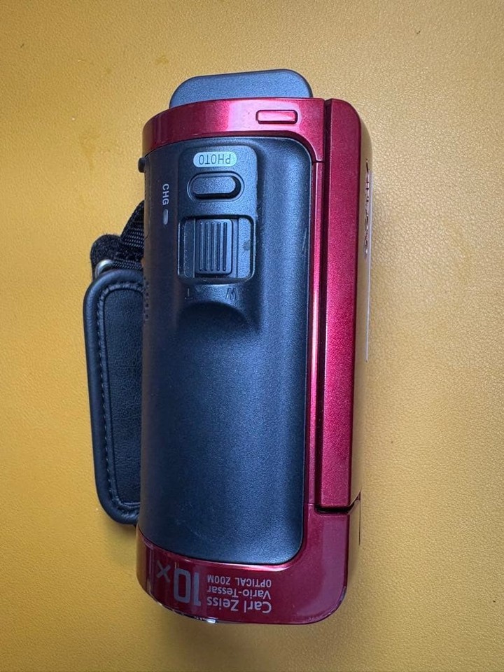 Sony HDR-CX120 Red Handycam Digital Camcorder 10x Optical Zoom 16GB w ...