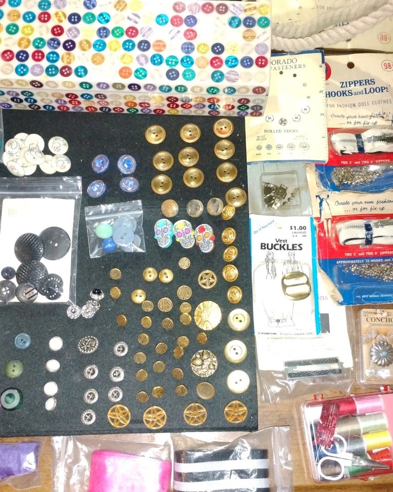 Huge Lot Antique Vintage Button Collection Button Box and Other Sewing ...