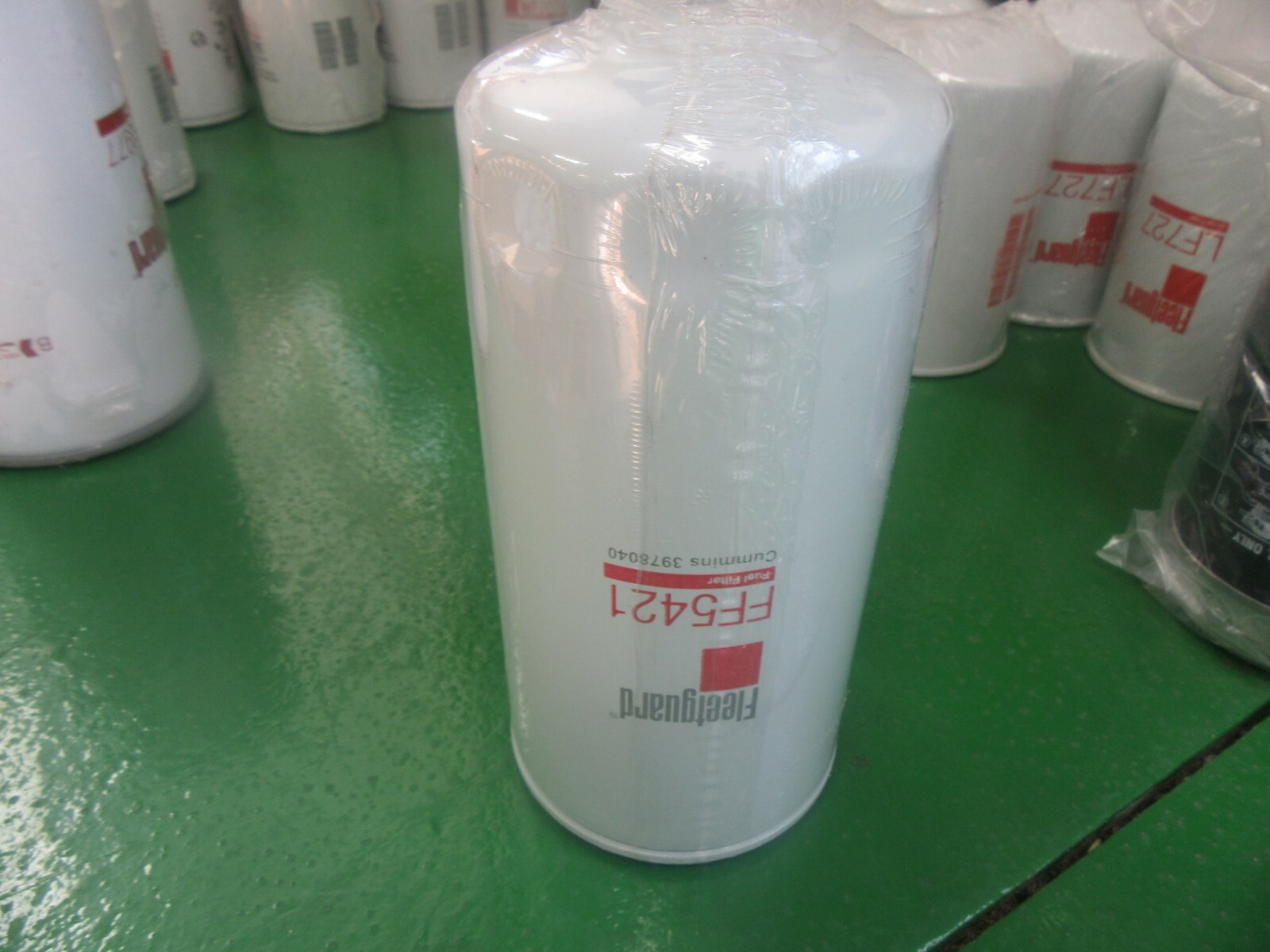 FLEETGUARD FF5421 - Fuel filter cross reference