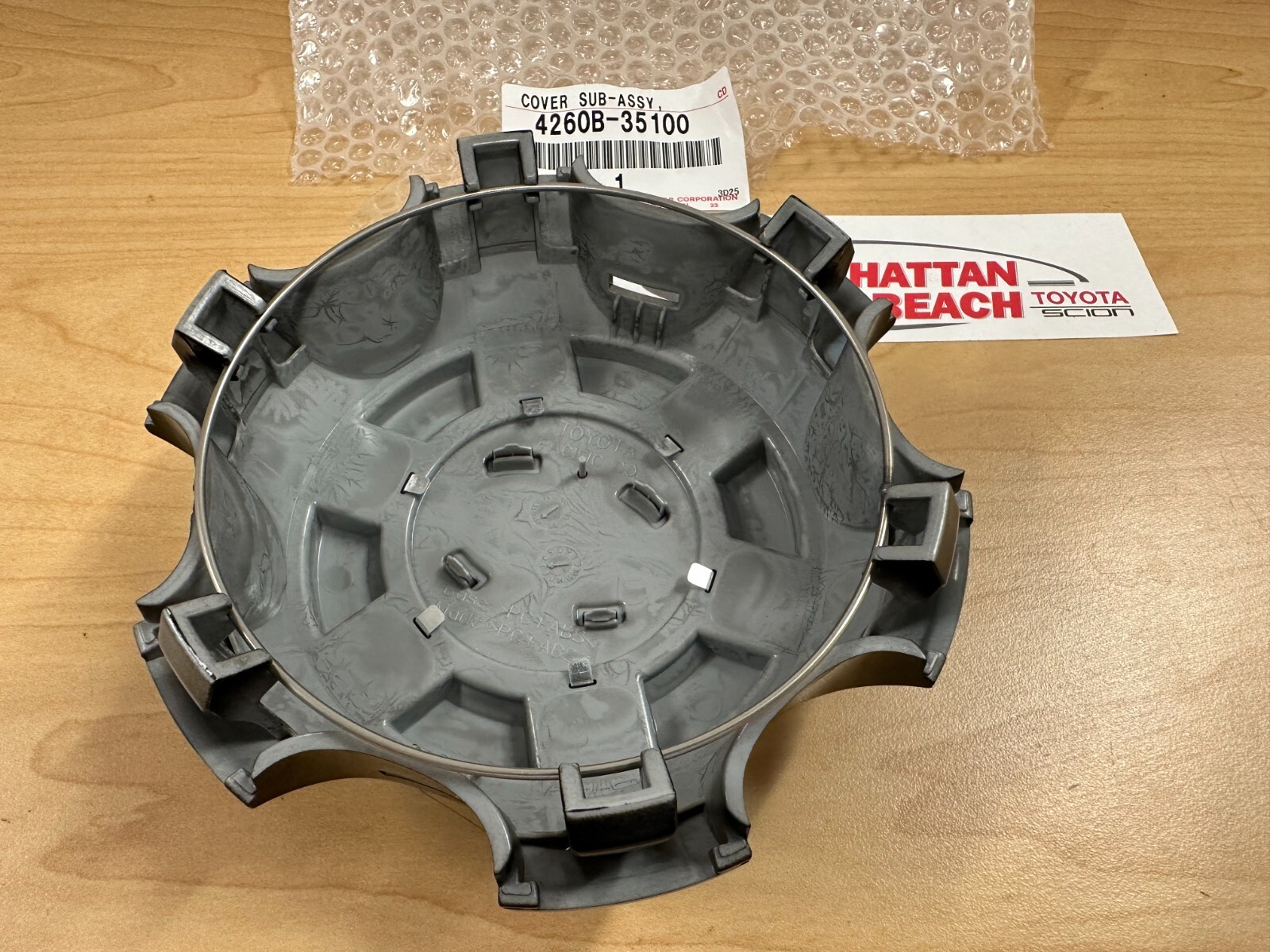 17-24 4RUNNER TRD OFF ROAD WHEEL CENTER CAP 4260B-35100 GENUINE TOYOTA ...