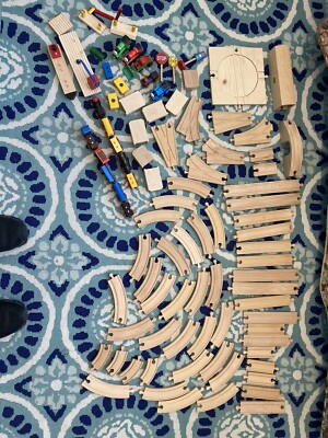 HUGE BRIO TRAINS, TRACKS , BRIDGES WOODEN TRAIN LOT THOMAS TANK TUNNEL ...