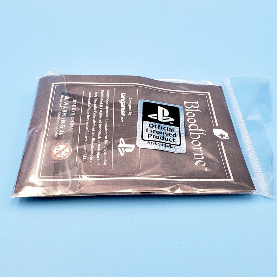 Bloodborne Hunter Saw Cleaver Blade Hinged Enamel Pin Statue Figure ...