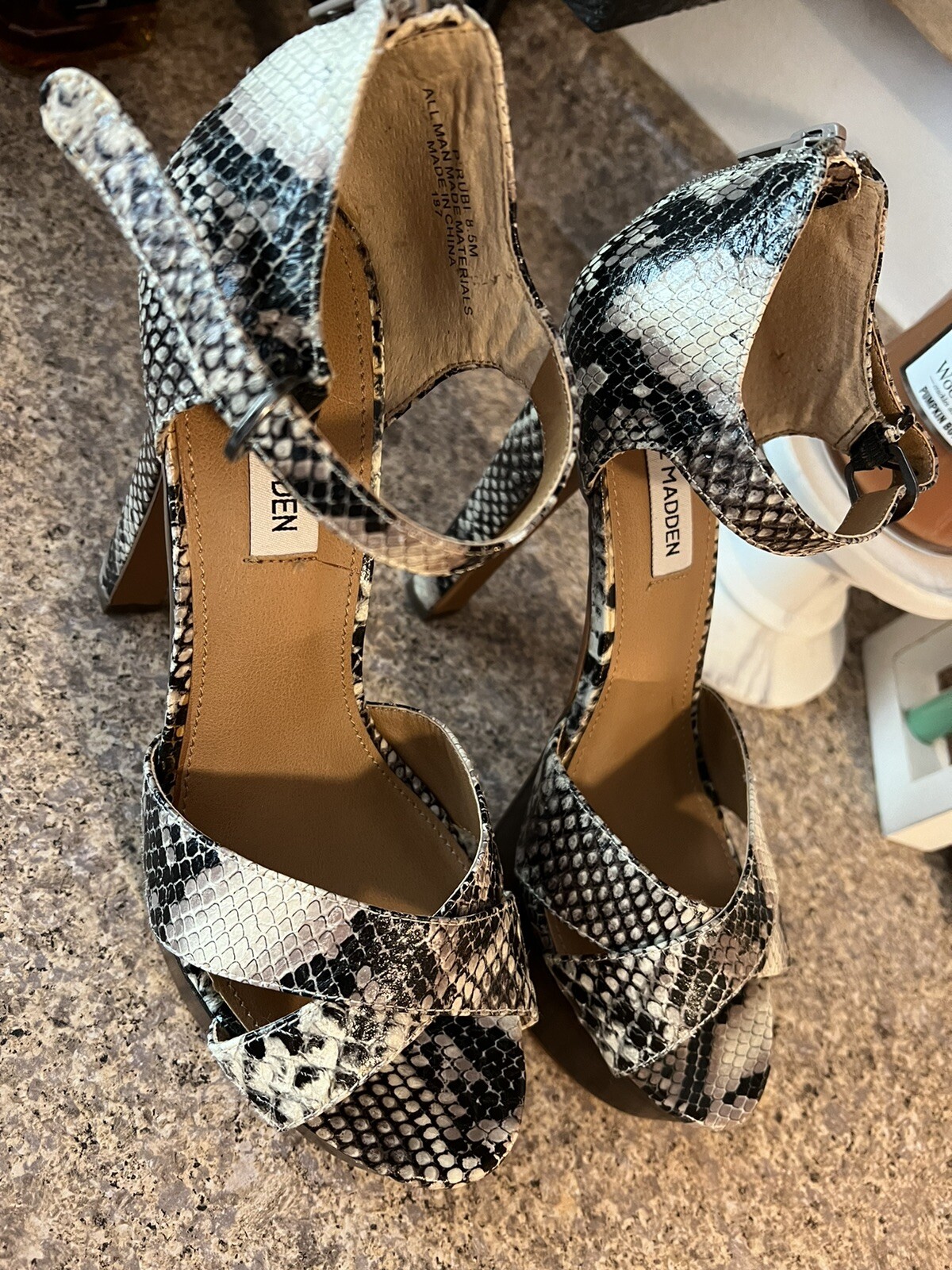 steve madden high heels snake skin pattern womens 8.5 - Gem