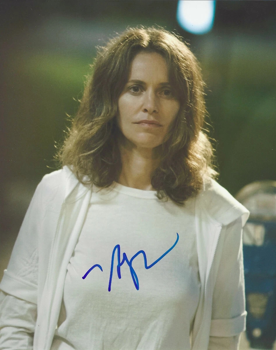 Amy Brenneman Heat