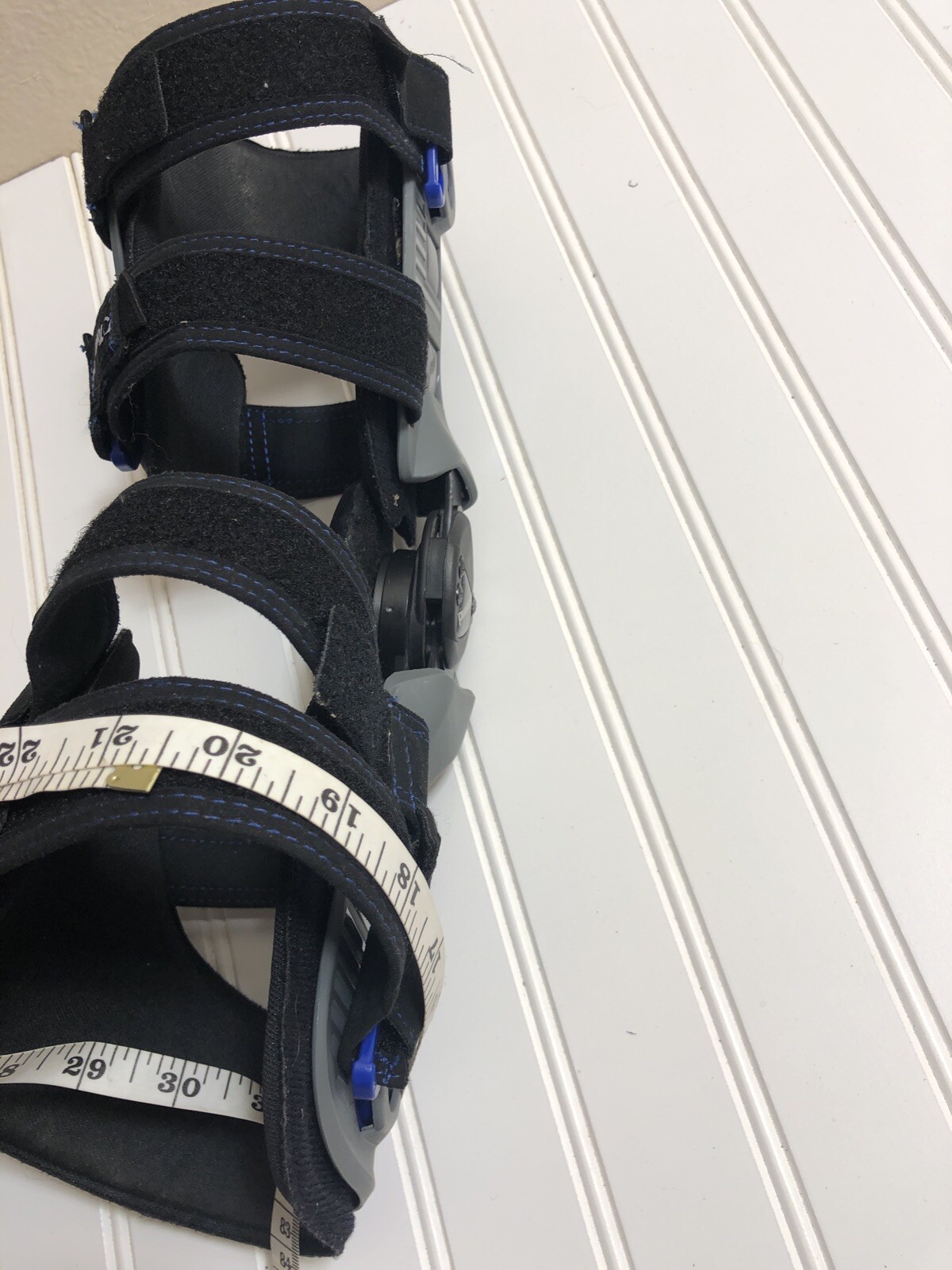 Townsend Knee Brace Single Hinge Thuasne Small Medium Left | eBay