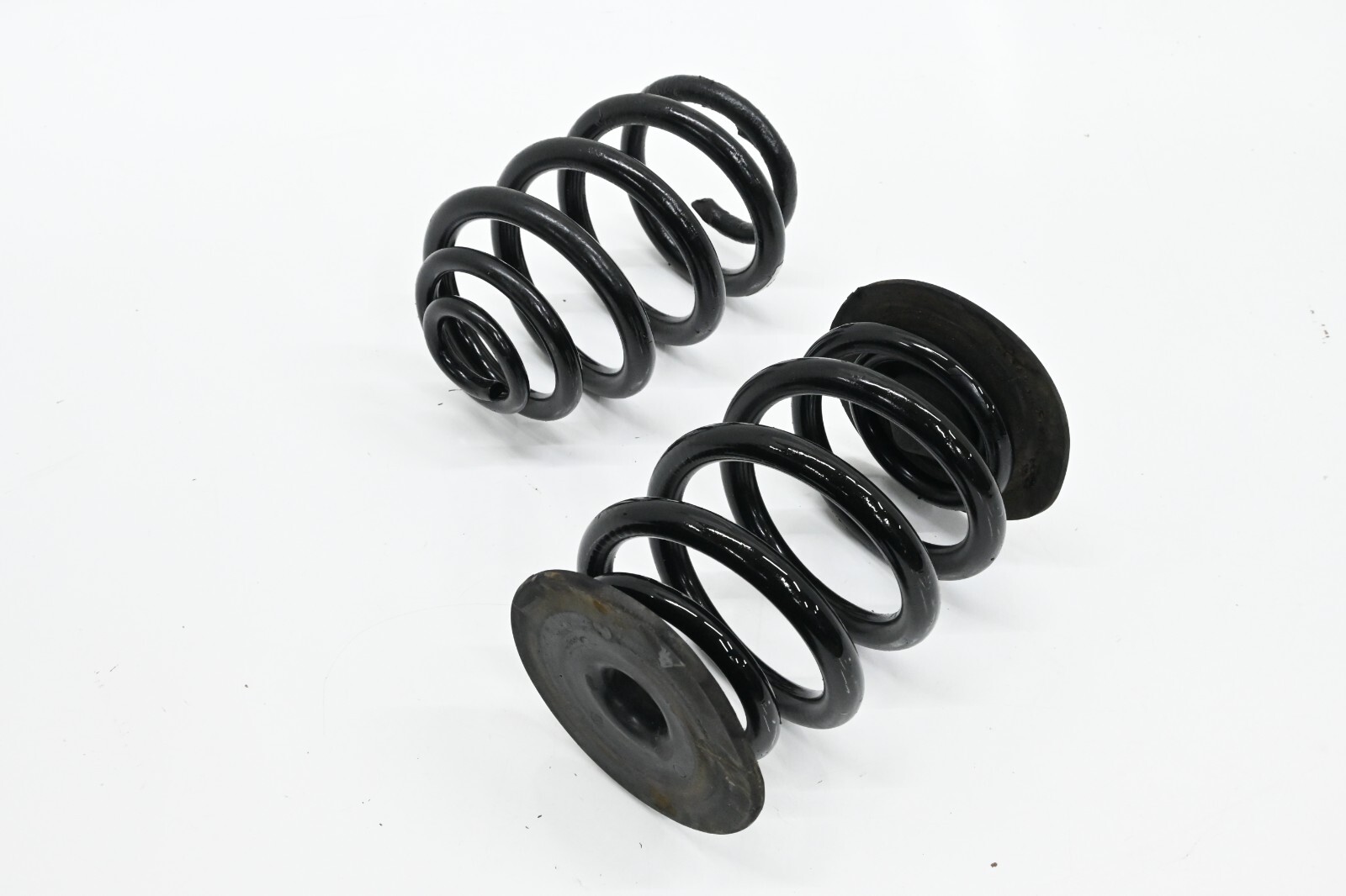 ⭐ 99-10 Bmw E46 3 Series Z4 Rear Suspension Axle Barrel Coil Spring Set ...