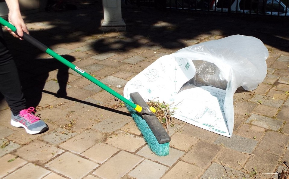 Leaf bag holder- Plastic funnel chute for paper lawn bag -2 pack | eBay