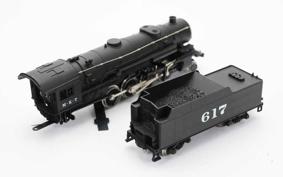 AHM / Rivarossi HO Scale 2-8-0 MKT #617 Heavy Mikado Locomotive ...