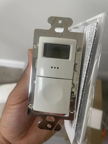 Greengate TSW-MV-White Digital Timer w/ Push-Button 120/277V with Wall ...