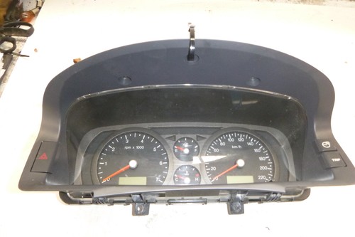 FORD BA FALCON XT INSTRUMENT CLUSTER 4.0 6 CYL PETROL | eBay Australia