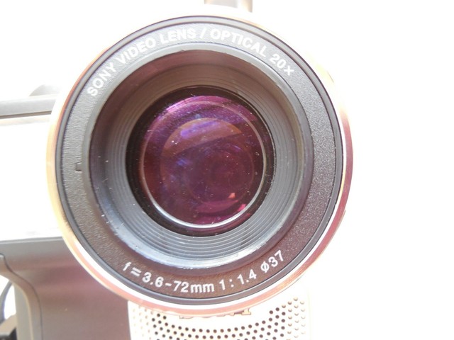 Sony Handycam CCD-TRV58 Hi-8 Analog Camcorder for sale online | eBay