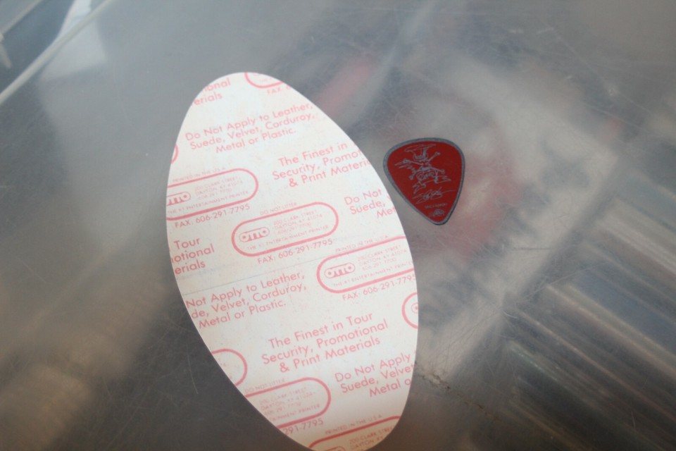 Slash Guns N' Roses Velvet Revolver Guitar Pick + Backstage Pass #36 ...