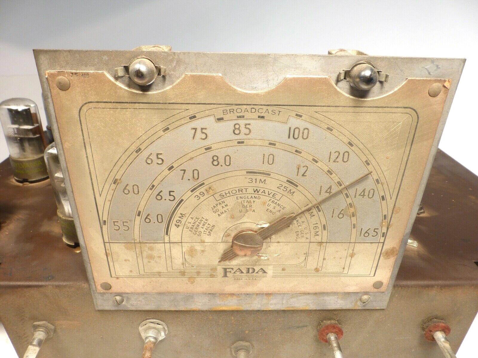 vintage FADA D174 CONSOLE RADIO part: Untested CHASSIS w/ all 7 TUBES ...