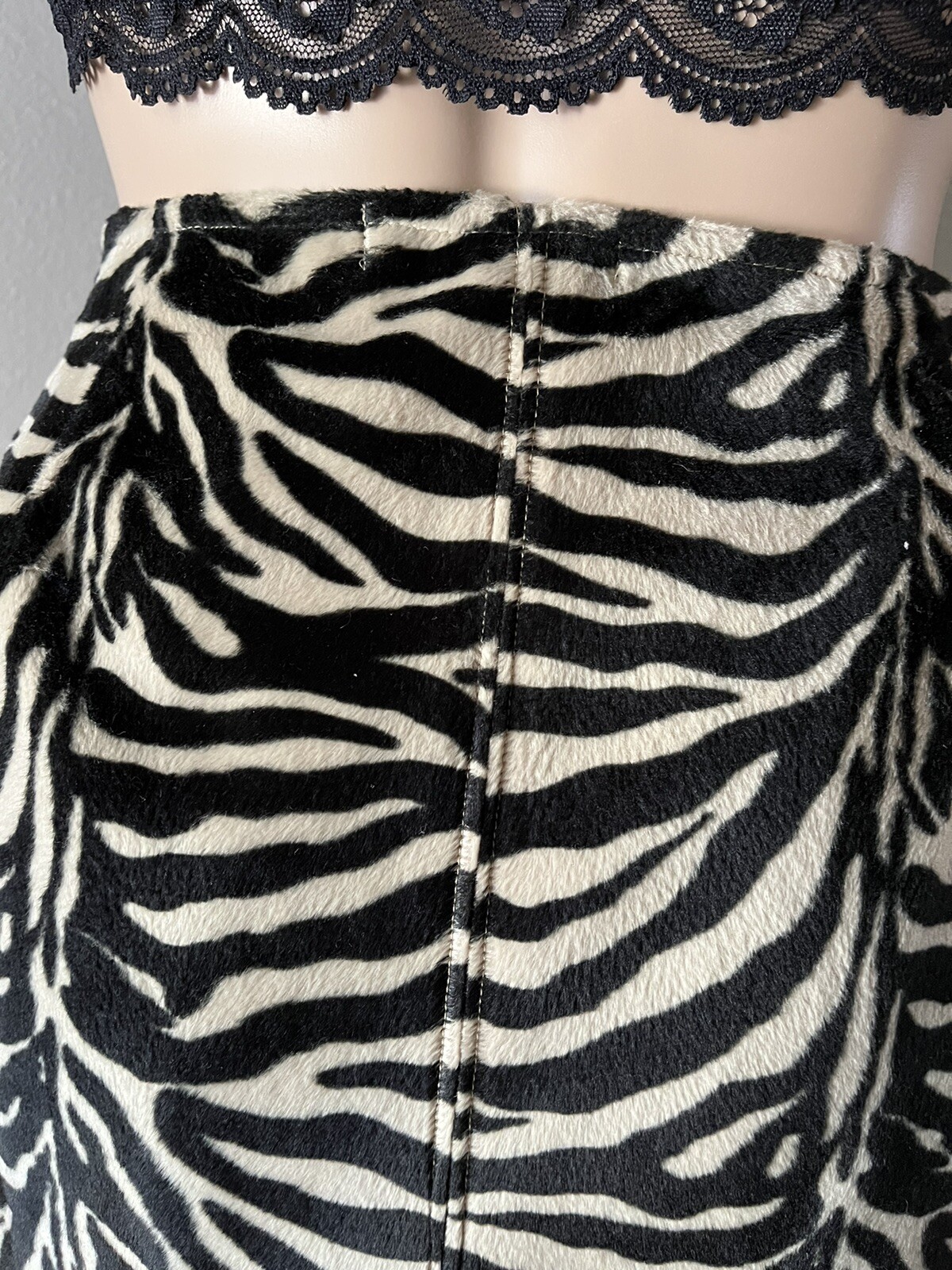 Vintage 2000s Y2K Black Tiger Zebra Animal Print Mini… - Gem