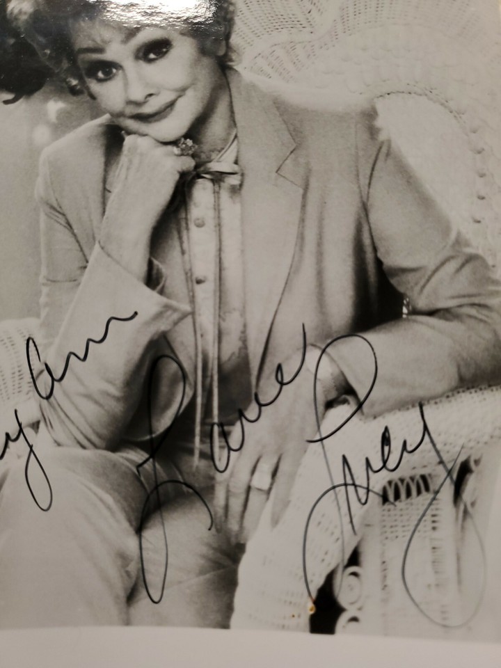 LUCILLE BALL AUTOGRAPHED 5X7 INSCRIBED "To Mary Ann" HAND SIGNED BY ...