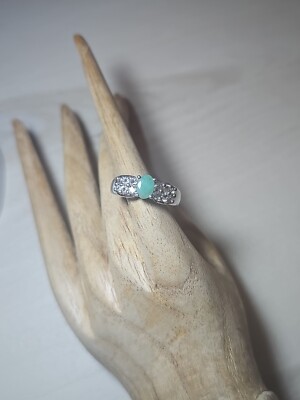 DESIGNER QJ INDIA STERLING SILVER GREEN AND CLEAR STONES ORNATE RING SZ ...