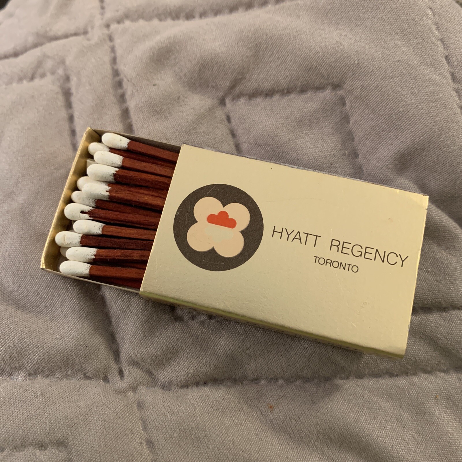 Hyatt Regency Toronto Canada Matchbox Full Vintage Matchbook Ad Box | eBay