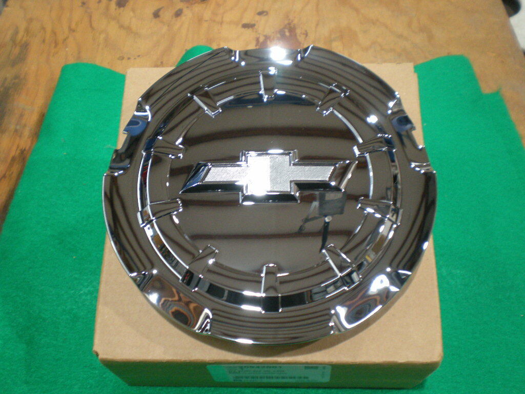 NEW 14-18 Chevrolet Tahoe Silverado Suburban Chrome OEM Center Cap P/N ...
