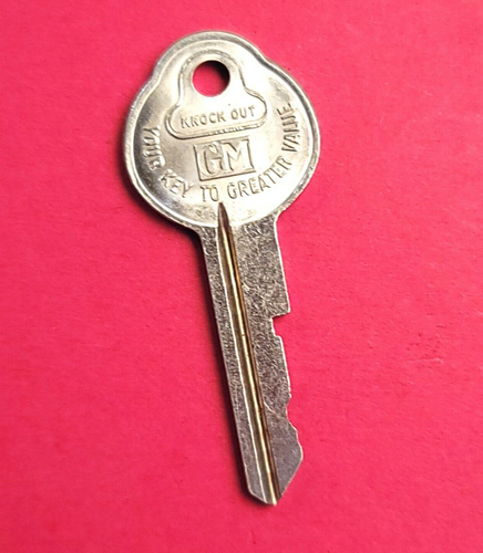 Vintage Briggs and Stratton Corporation Key Knock Out "GM" Car Key Made ...