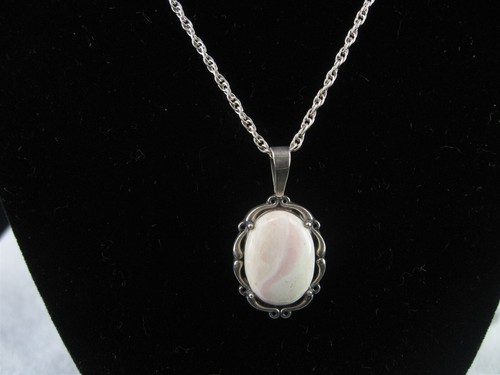Kabana KBN Variegated Pink Quartz Pendant on Sterling Silver 925 Chain ...