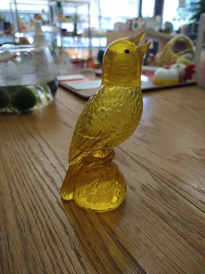 Vintage 1970s Avon Golden Notes Canary (32) Yellow Glass Antique ...