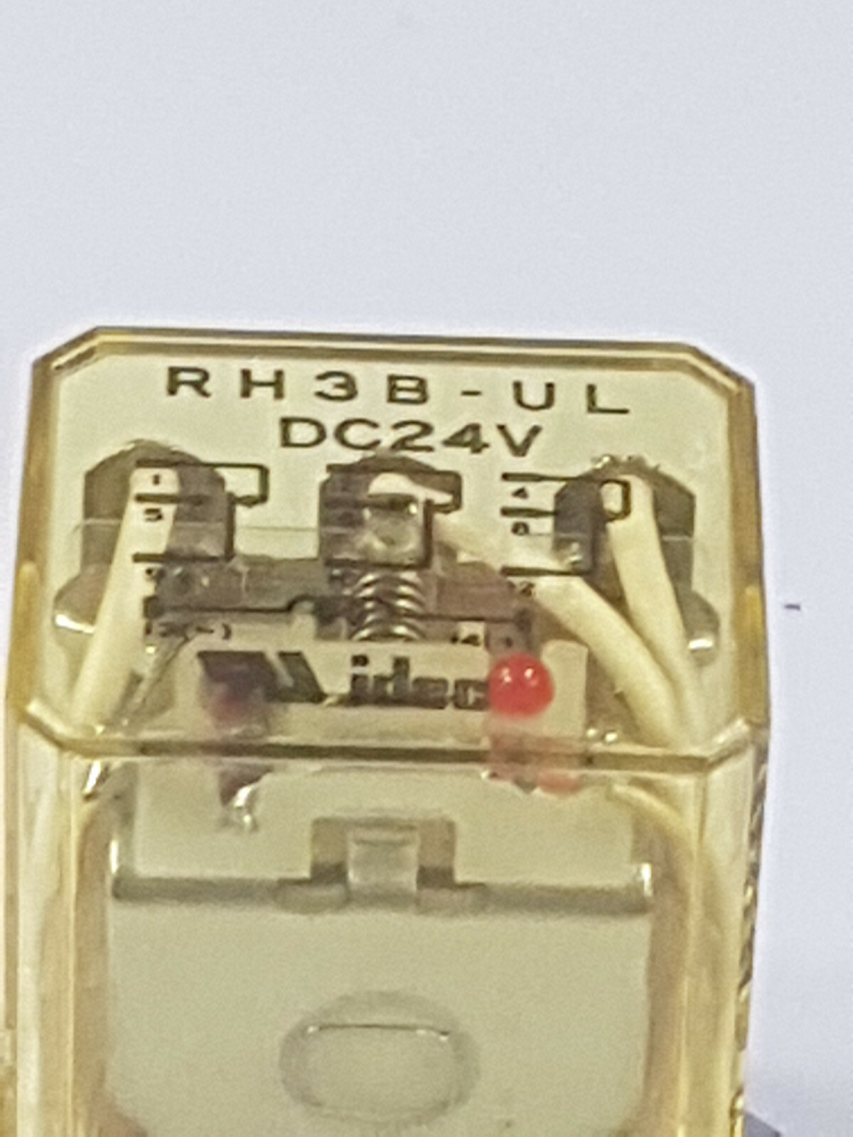Idec RH3B-UL DC24V Relais mit Sockel Idec SH3B-05C | eBay.de