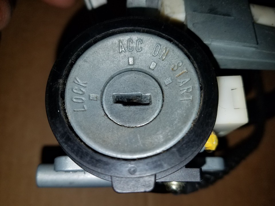 2004 ISUZU RODEO IGNITION SWITCH DRIVER PASSENGER TAILGATE DOOR LOCK ...