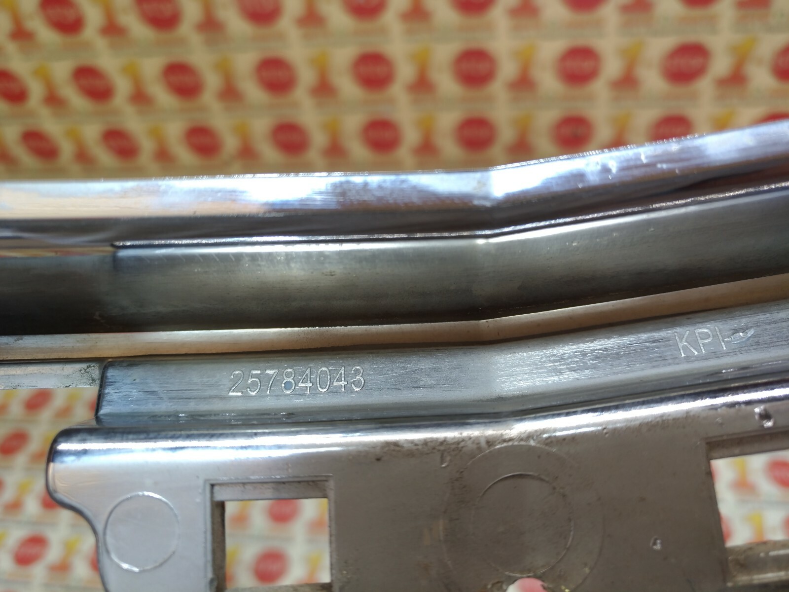 08 09 10 11 12 CHEVROLET MALIBU CENTER GRILLE TRIM BEZEL 25784043 OEM ...