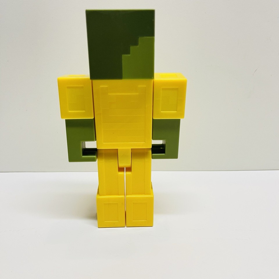 Minecraft Large 8.5" Pixel Action Figure Lot + Creeper Night Light | eBay