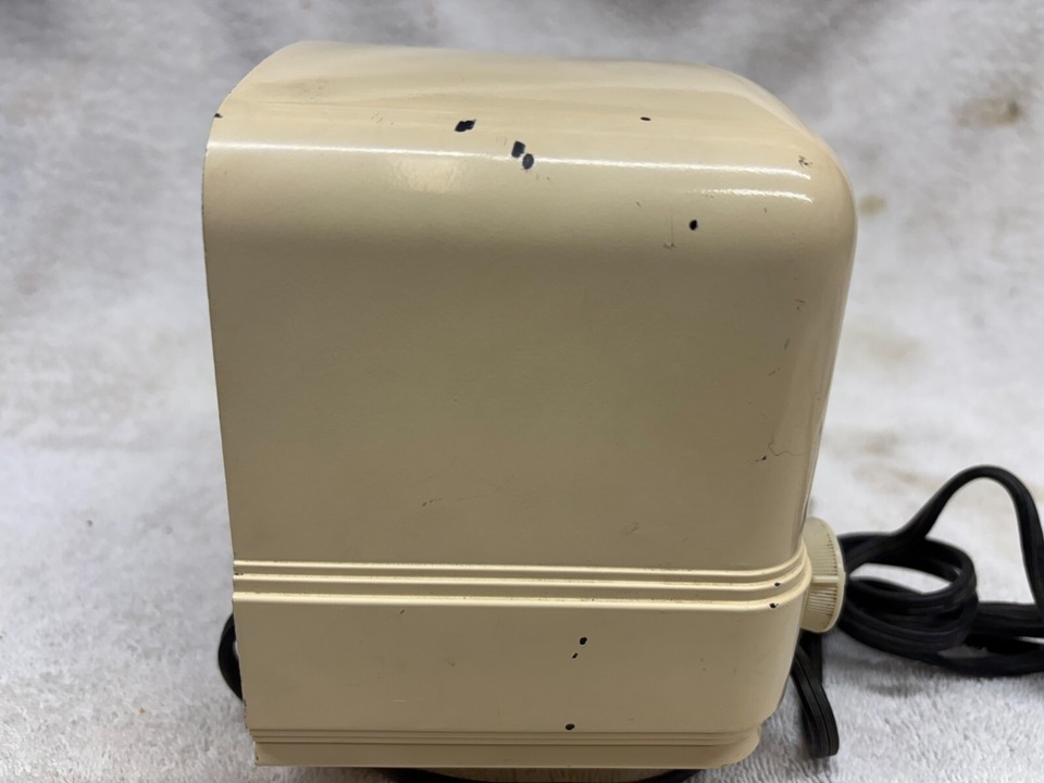 Vintage Wards Airline AM Radio (steel case) | eBay