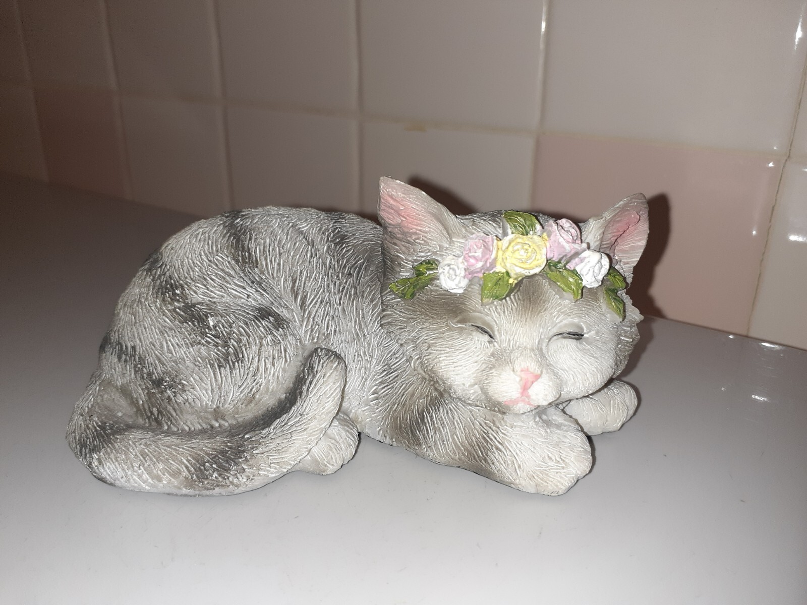 Adorable Resin Sleeping Cat Figurine 2.4" tall x 5.1" x 3.1" | eBay