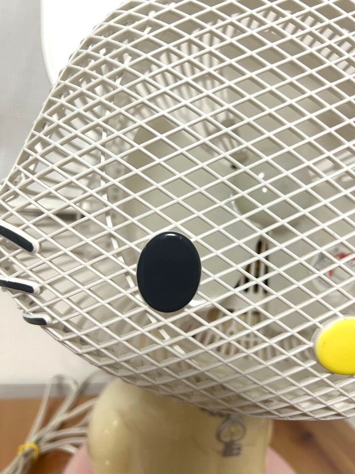 Sanrio Charmmy Kitty Hello Kitty Personal electric fan Pink Rare Retro ...